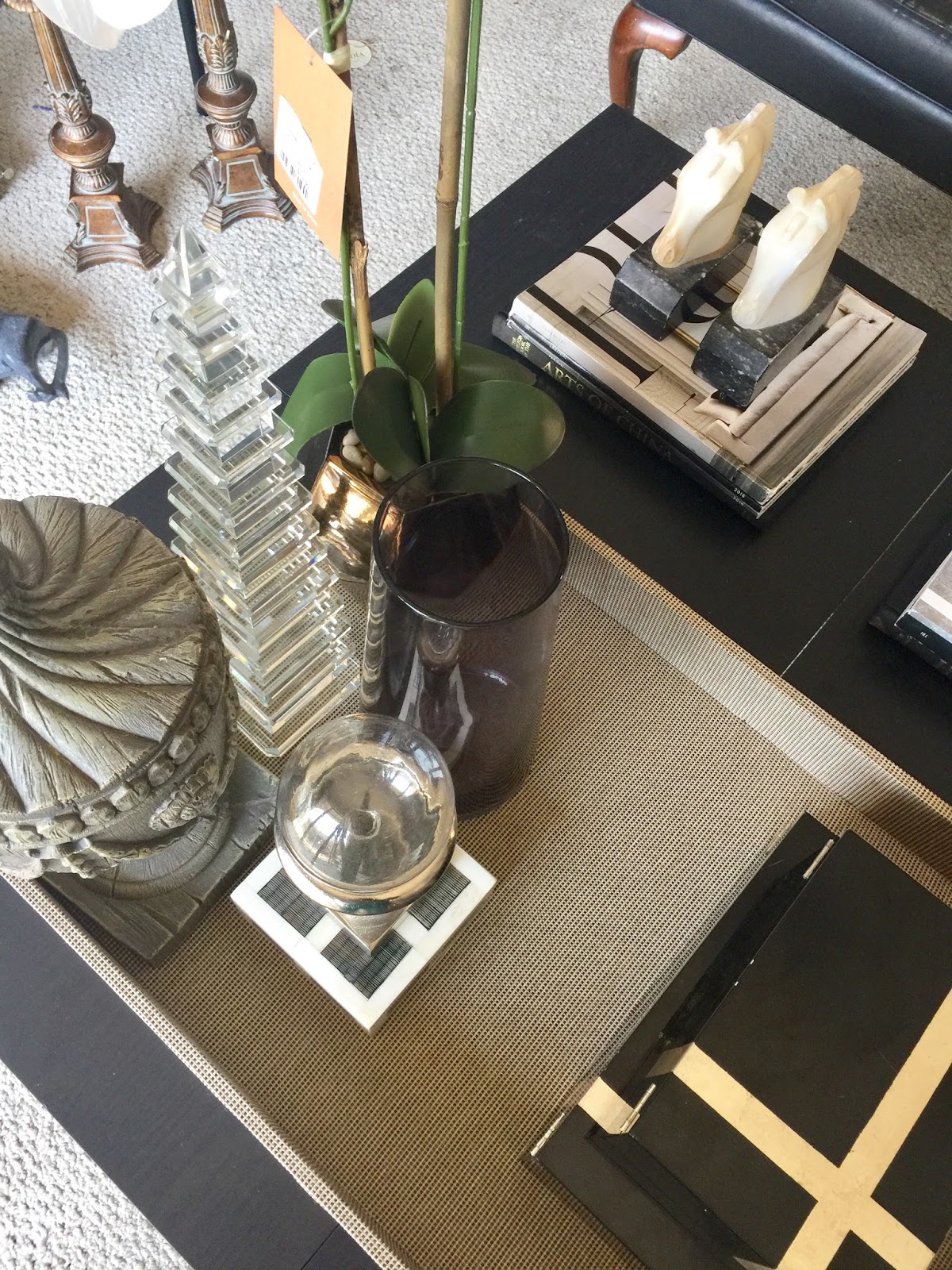 How to Style a Coffee Table in 5 Easy Steps - Rashon Carraway