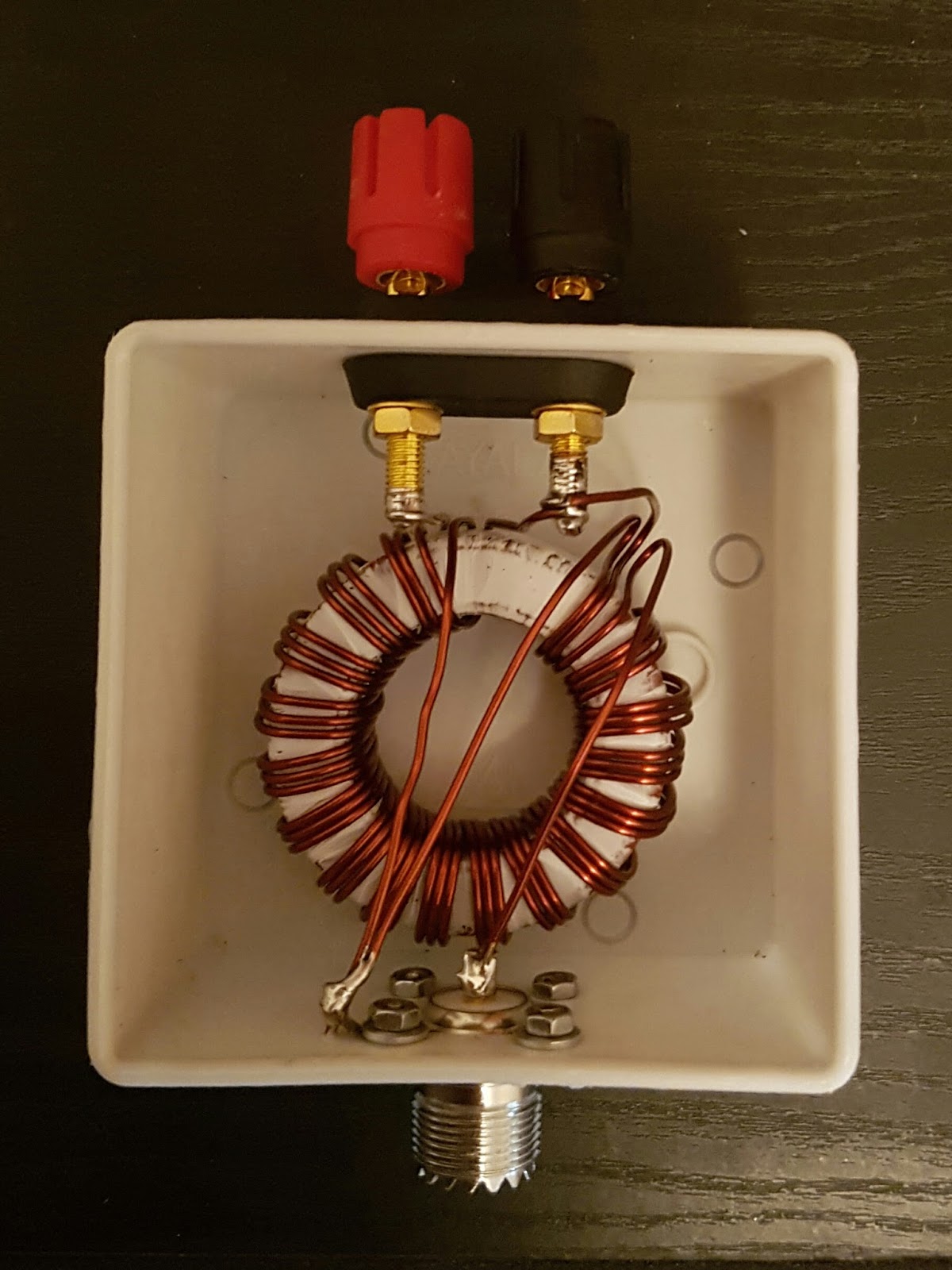 4X1MD: DIY 1:1 balun for HF bands