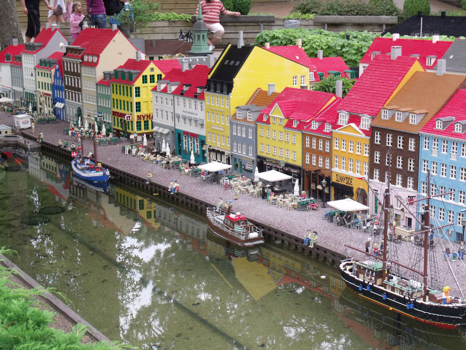 Danimarca in Camper: Legoland e Copenaghen - The Girl with the Suitcase