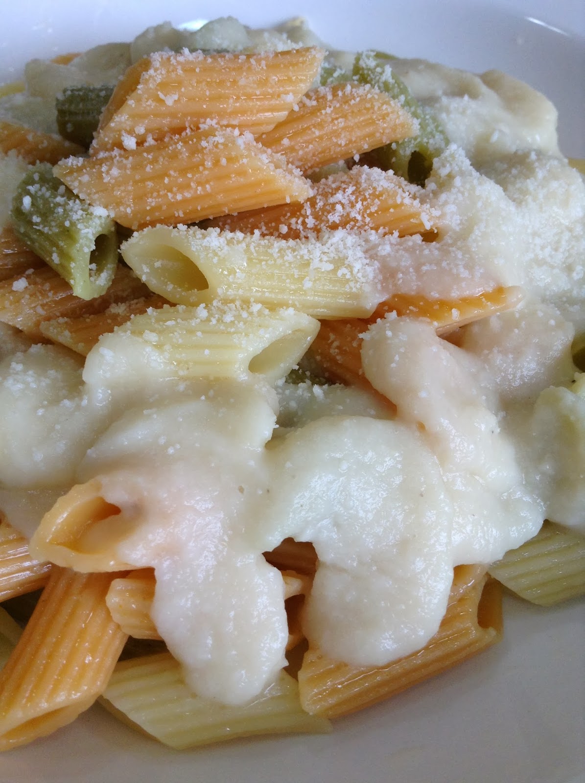 Sugar Avenue: Pasta con salsa de coliflor