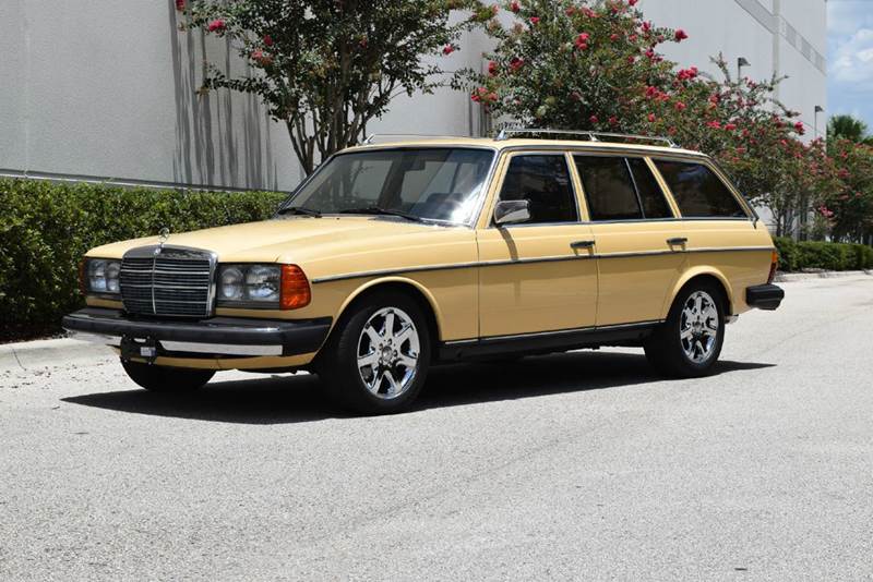 1982 Mercedes-Benz S123 300TD Wagon Turbo Diesel | BENZTUNING