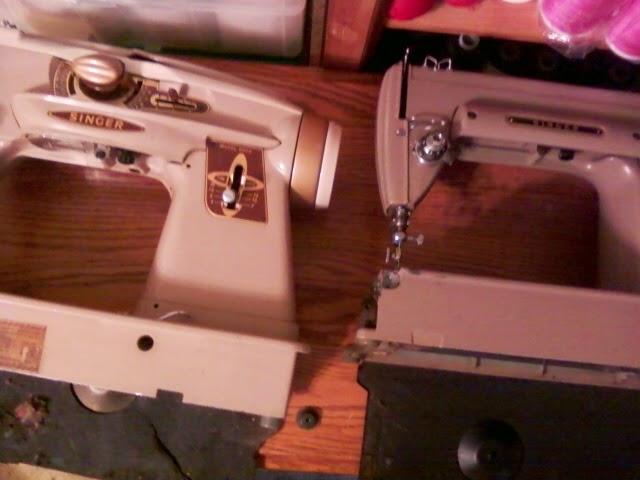 SINGER SEWING MACHINES, VINTAGE