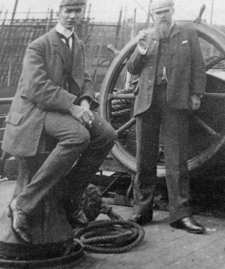 Tour Scotland: Old Photographs Dunara Castle Scotland