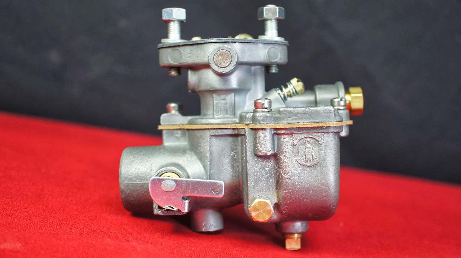 Retro Row Crop: IH International Harvester Farmall Cub Carburetor