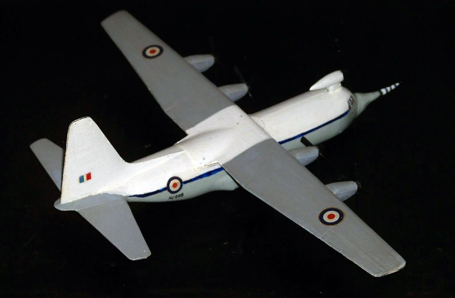 Modelando la RAF: Hercules W.2