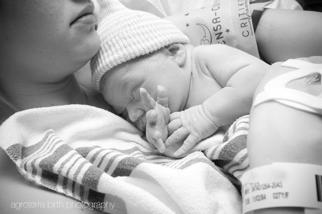 agroterra birth: Baby D is born: Memorial Hospital Birth Photography