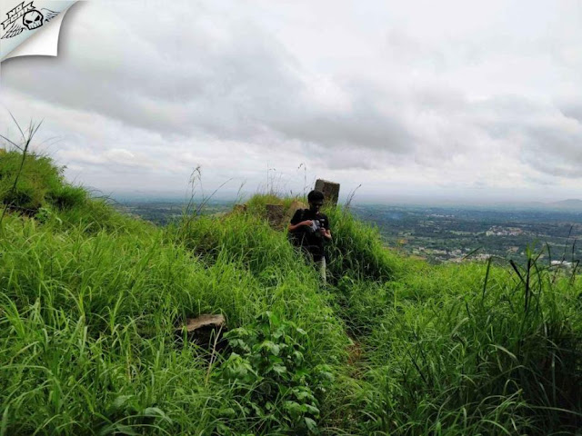 Huthridurga Fort Trek - Treasure hunt on the hill