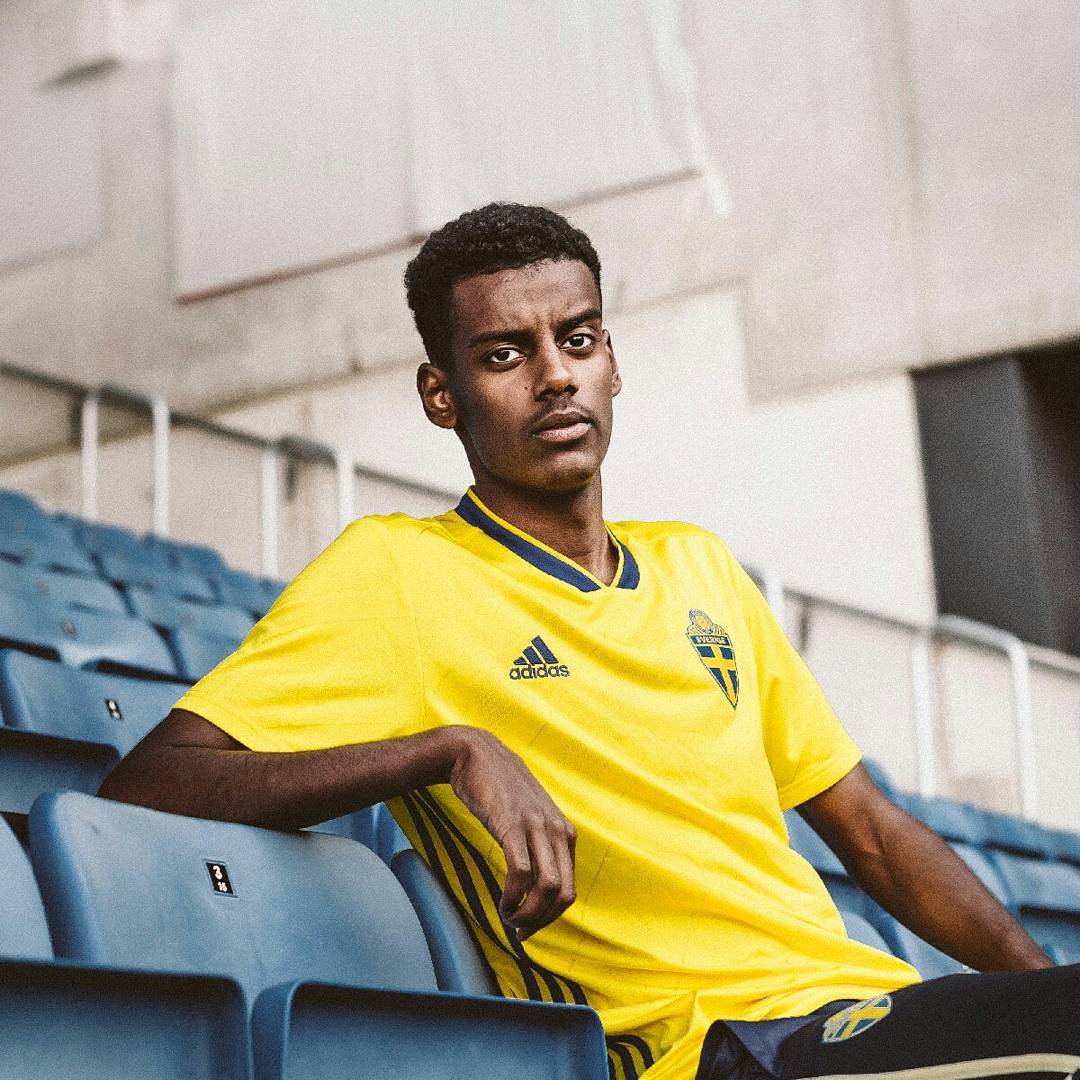 Sweden 2018 Home Kit Released - Footy Headlines