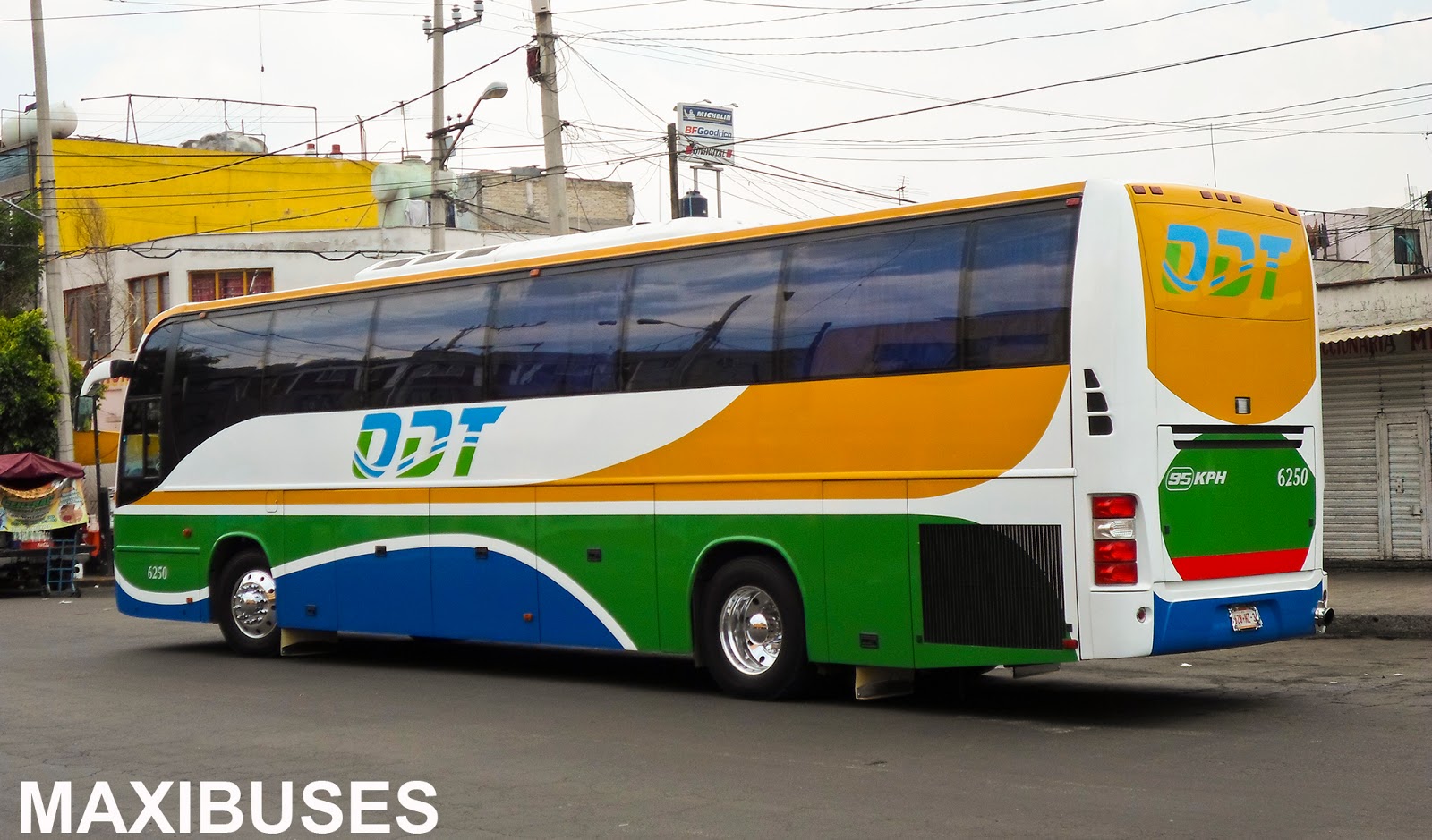 MAXIBUSES: OMNIBUS DE TIZAYUCA - ODT