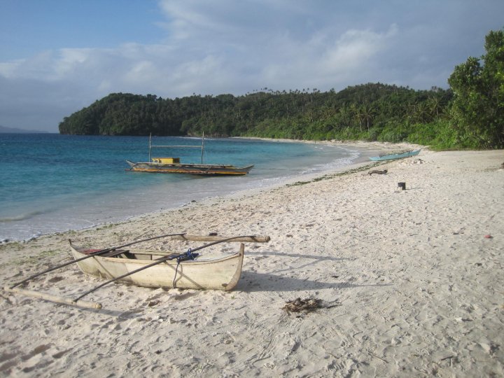 Islands in the Philippines: Calintaan Island, Matnog, Sorsogon Province