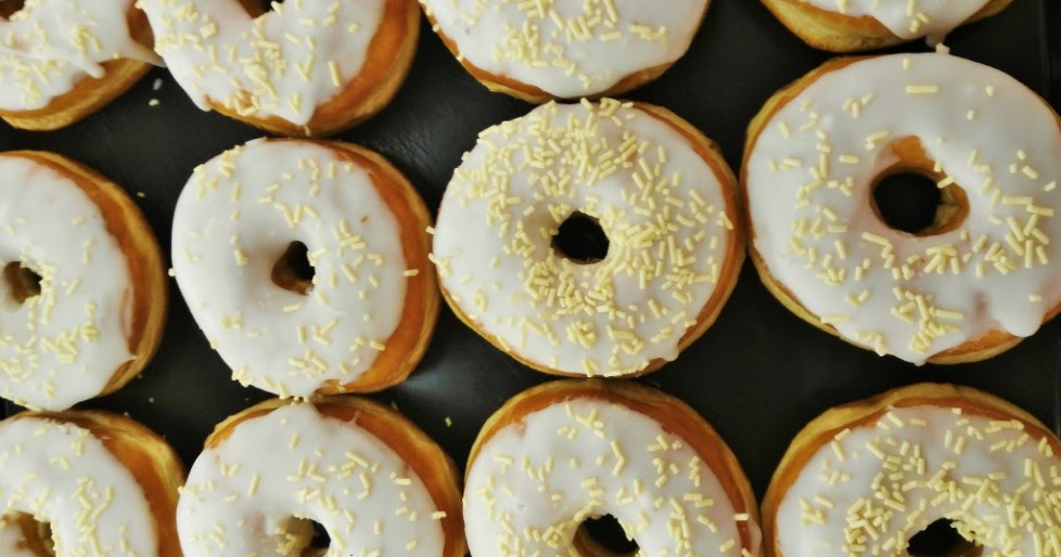 White chocolate donuts