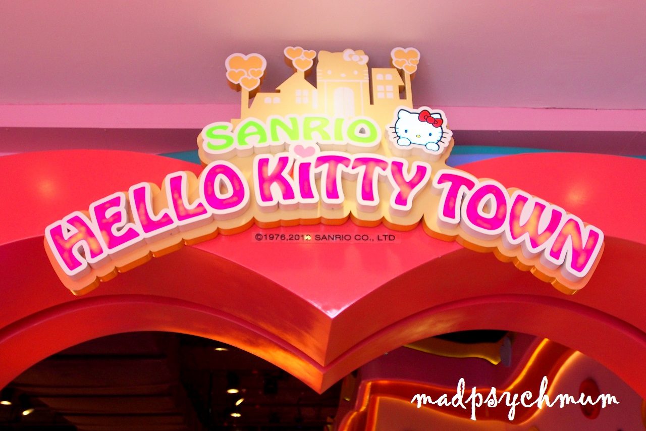 MadPsychMum | Singapore Parenting + Travel Blog: Hello Kitty in Oz at ...
