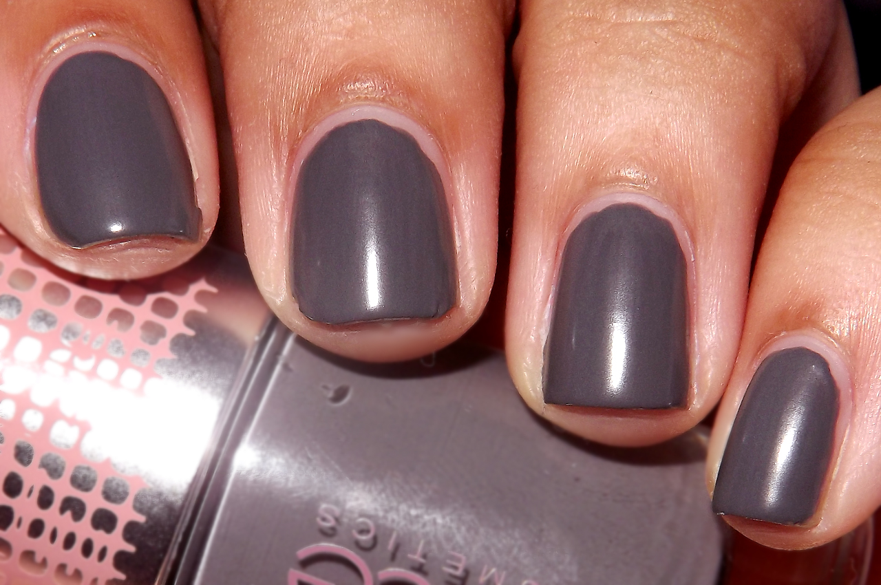 fyeahilovenails: Catrice feMALE LE; Swatches