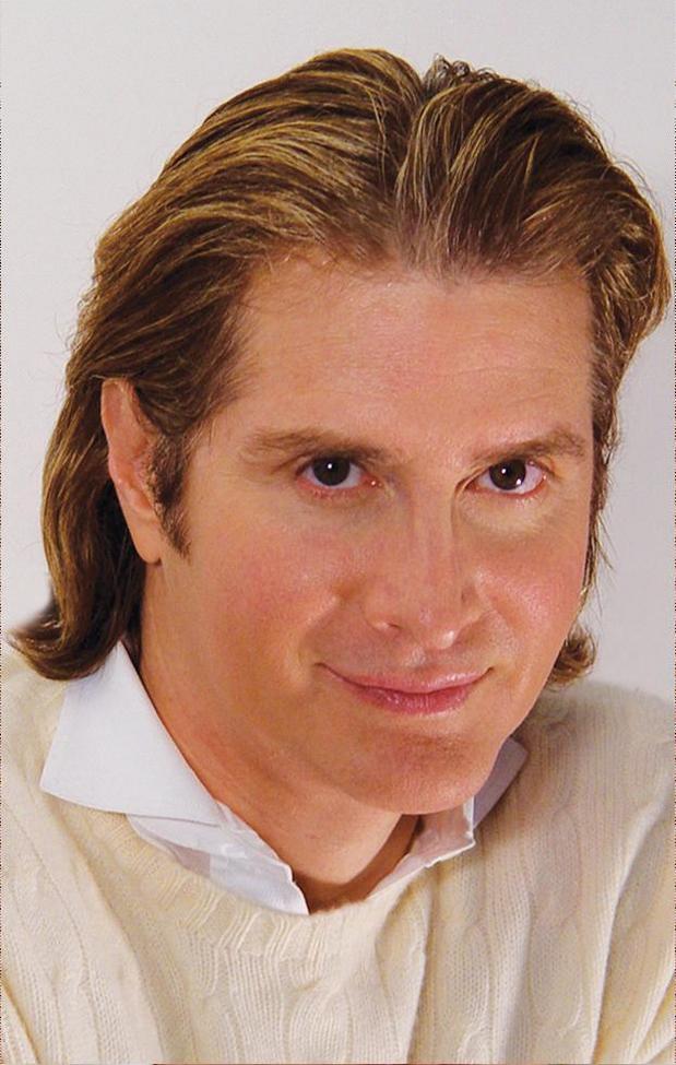 The Well Versed Wardrobe: A Bit of Millinery on Memorial Day