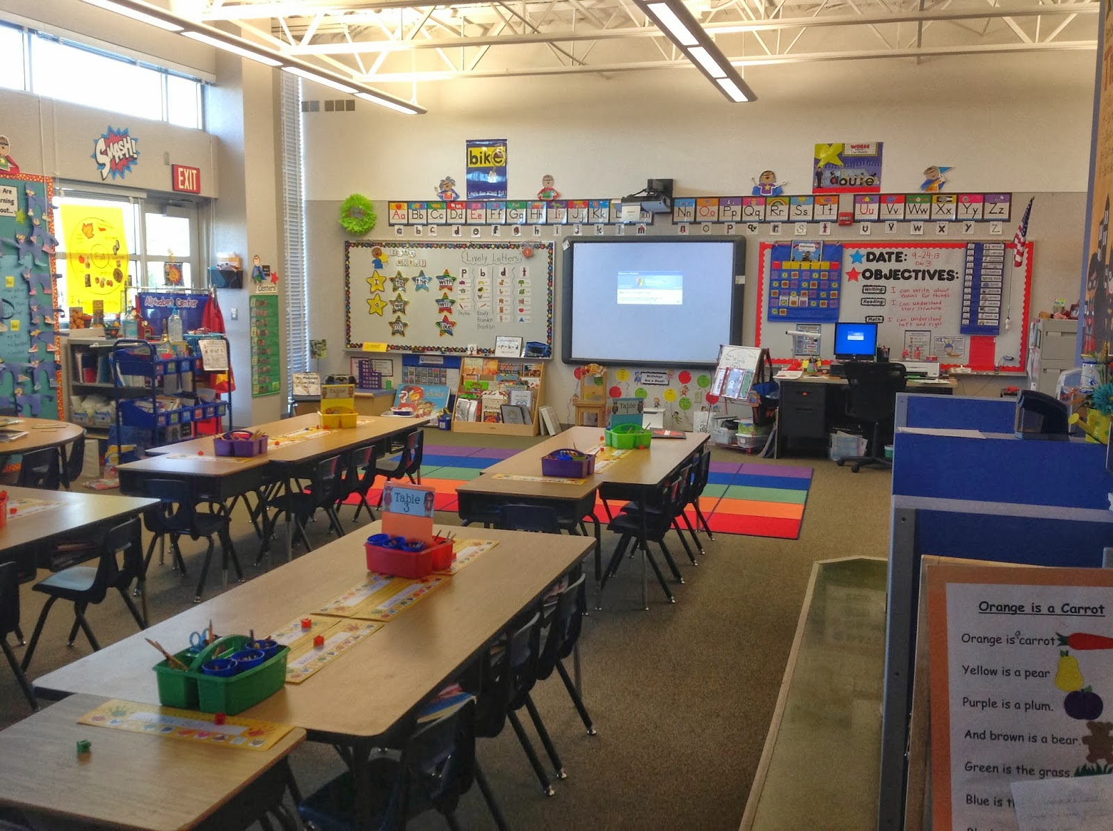 Mrs. Mahoney Loves Kindergarten!: Our Big, Beautiful Classroom!