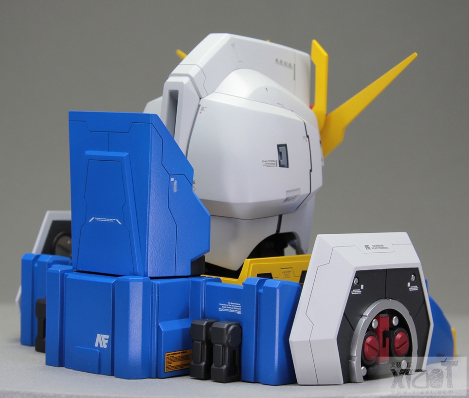 GUNDAM GUY: 1/48 Zeta Gundam Head Display Stand - Custom Build with LEDs
