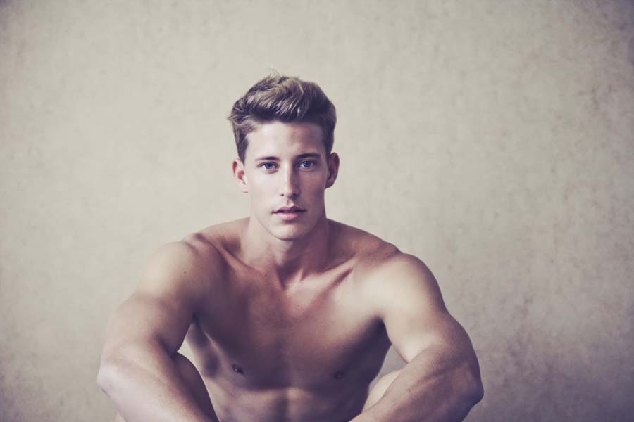 Hunksinswimsuits: Model Allen Lovell's sexiest shots