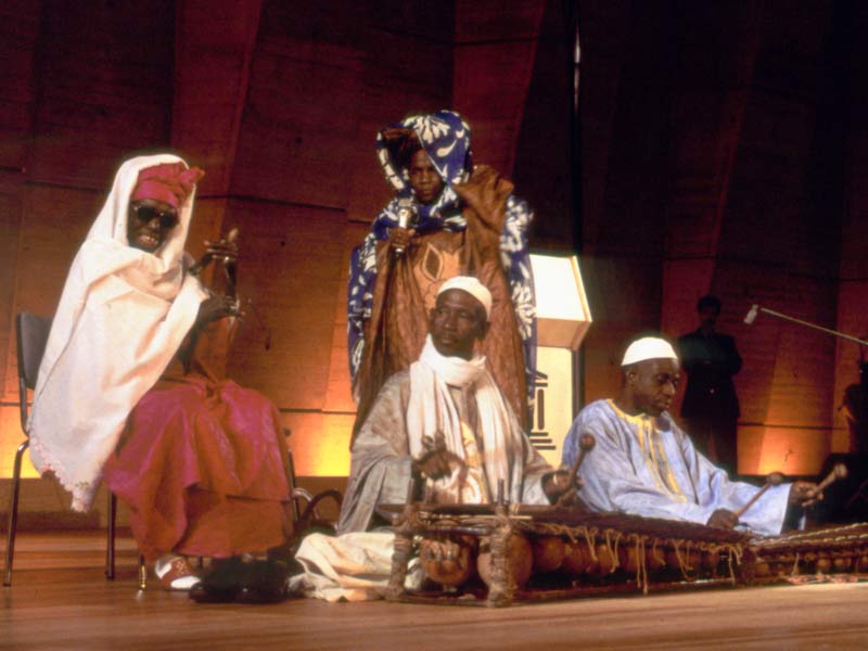 Sancara - Blog sull'Africa: Sosso-Bala, il sacro balafon