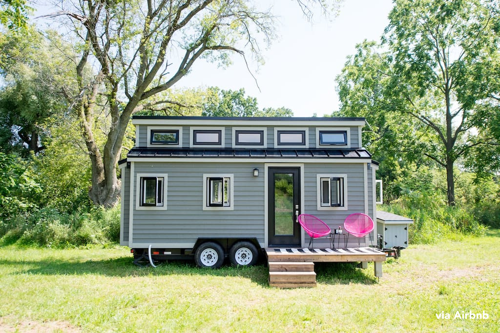Pomp Outpost Tiny House [ TINY HOUSE TOWN ]