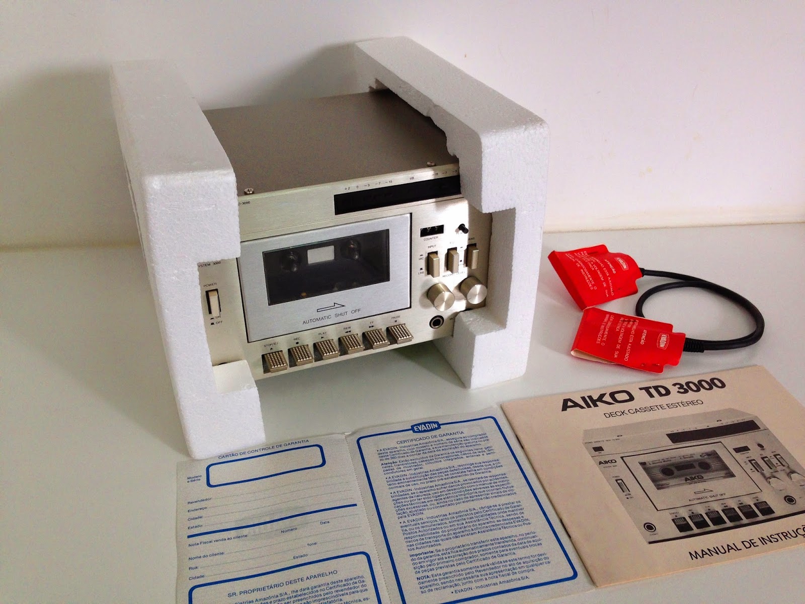 Página do Tempo/Janela do Tempo: Micro System Aiko S 3000 - Novo Exemplar