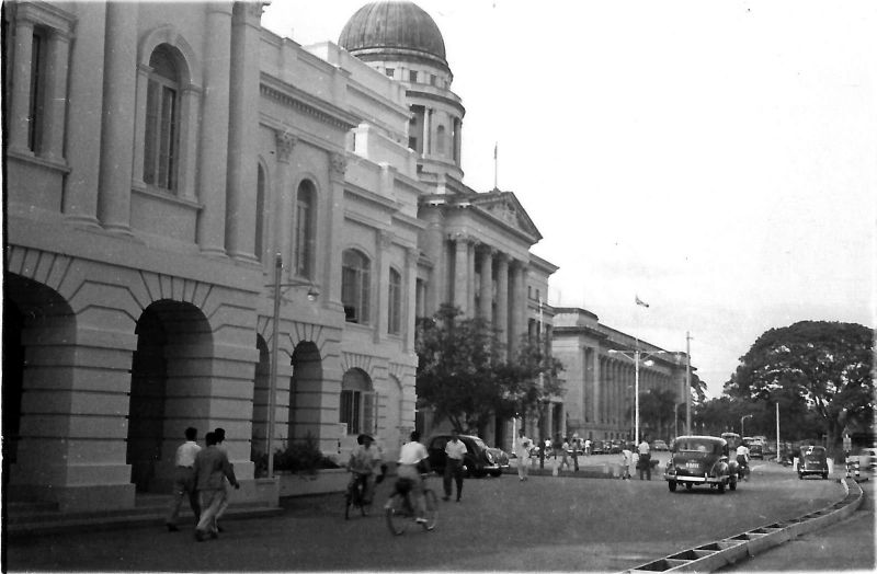 45 Black and White Snapshots That Capture Everyday Life of Singapore in ...