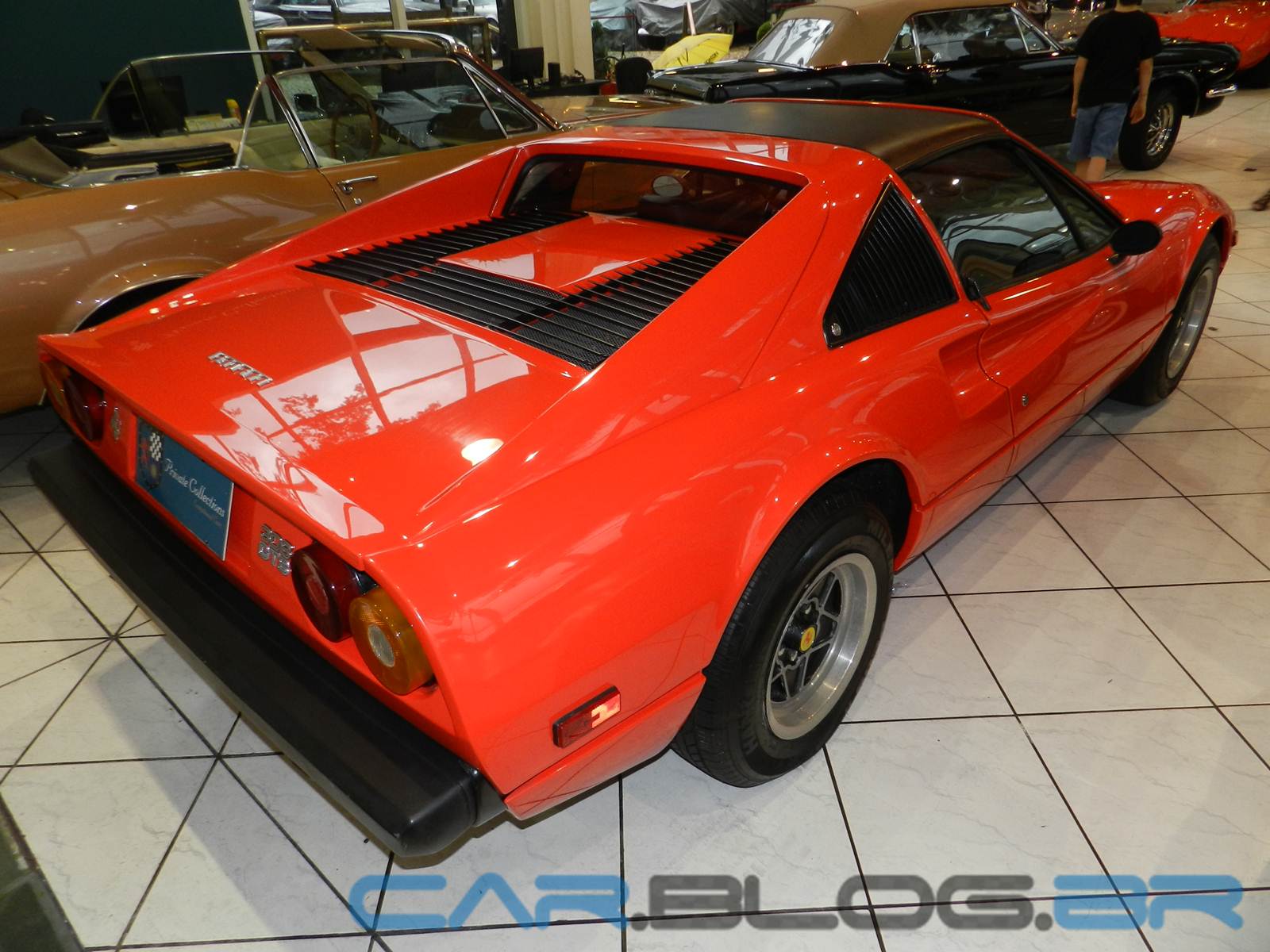 Ferrari 308 GTS 1978: fotos e informações do carro do Magnum