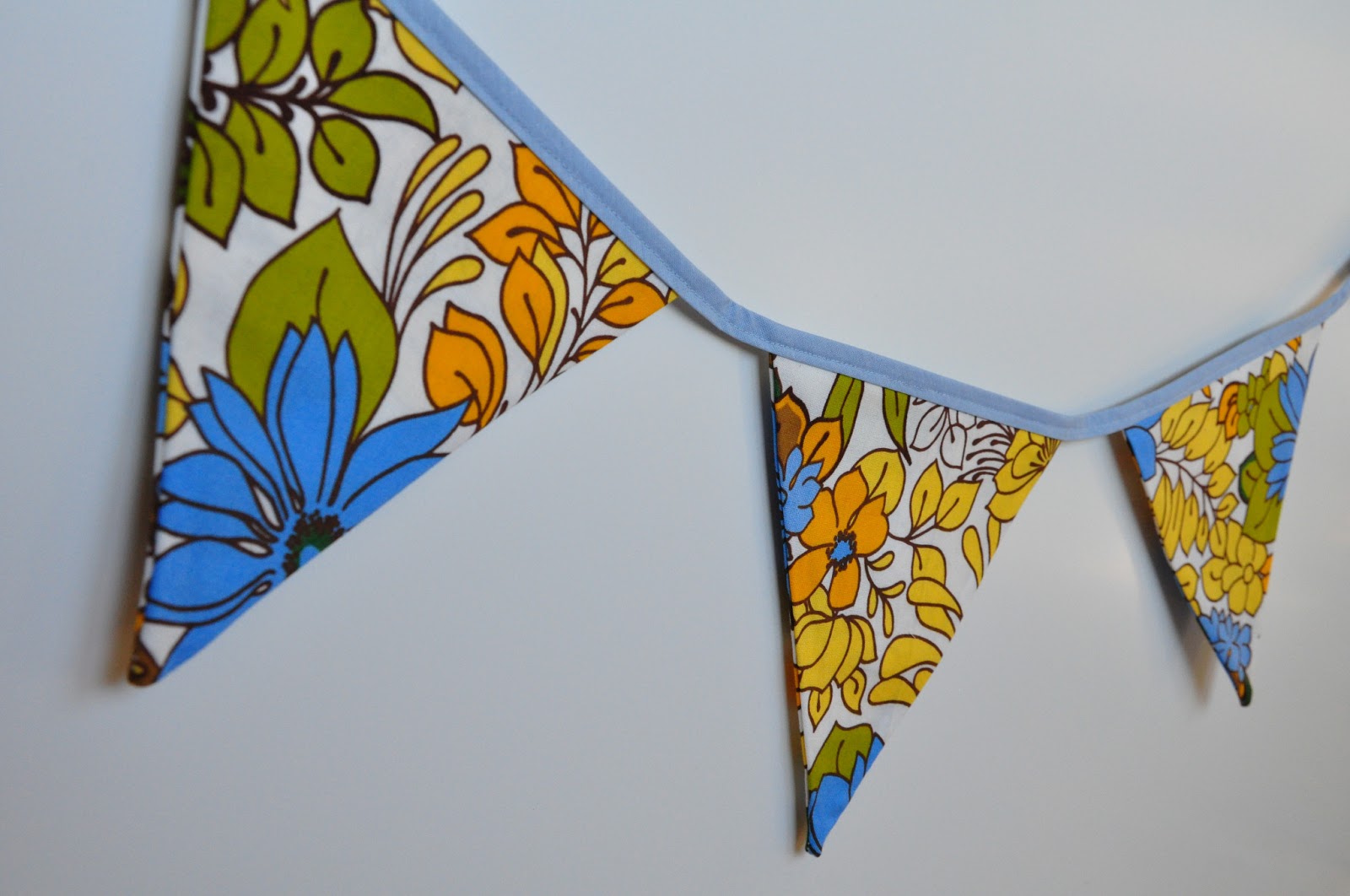 Tråsnella: Vimpler og marked!