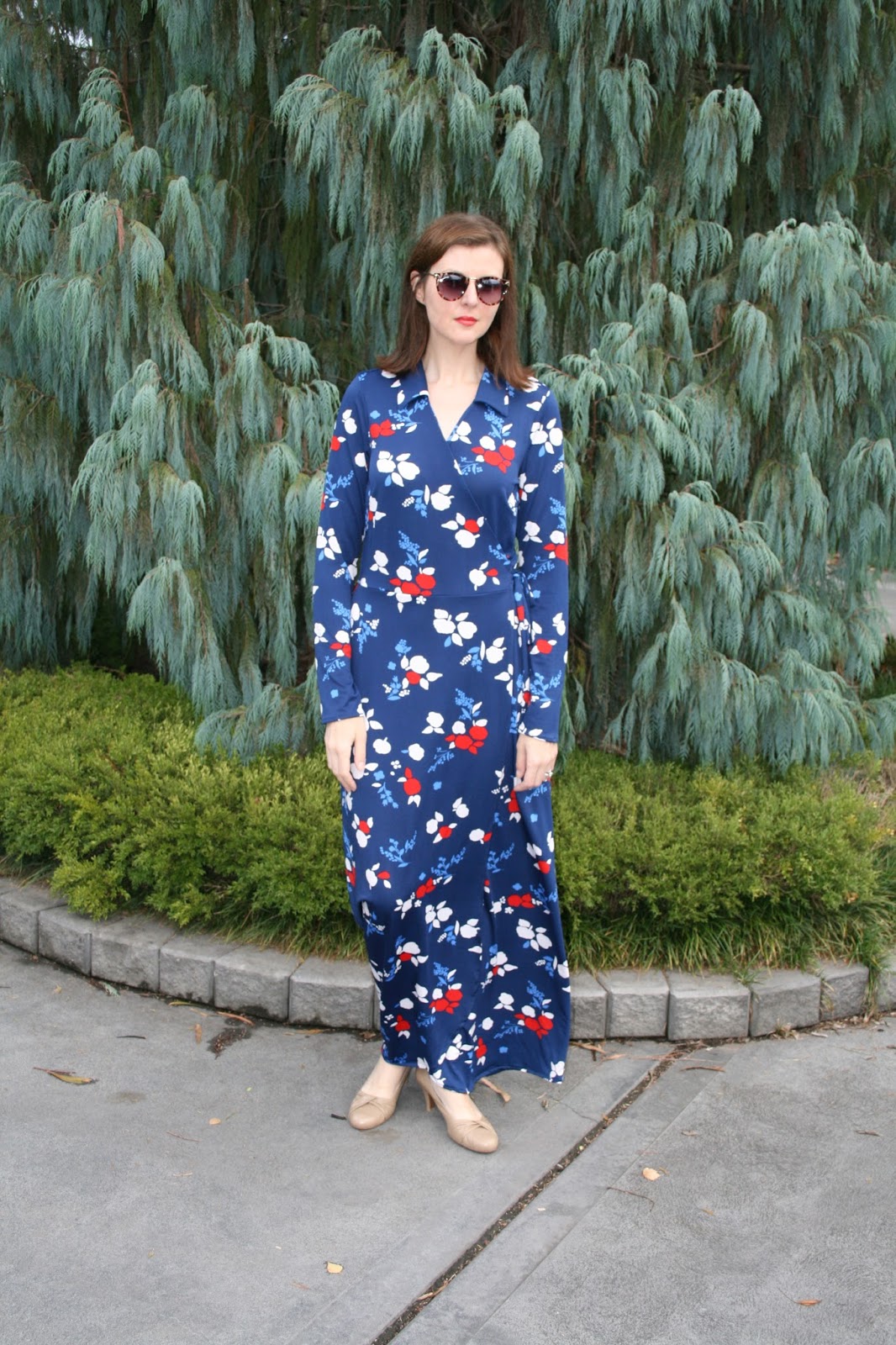 The Tall Mama: Wrap Dress.