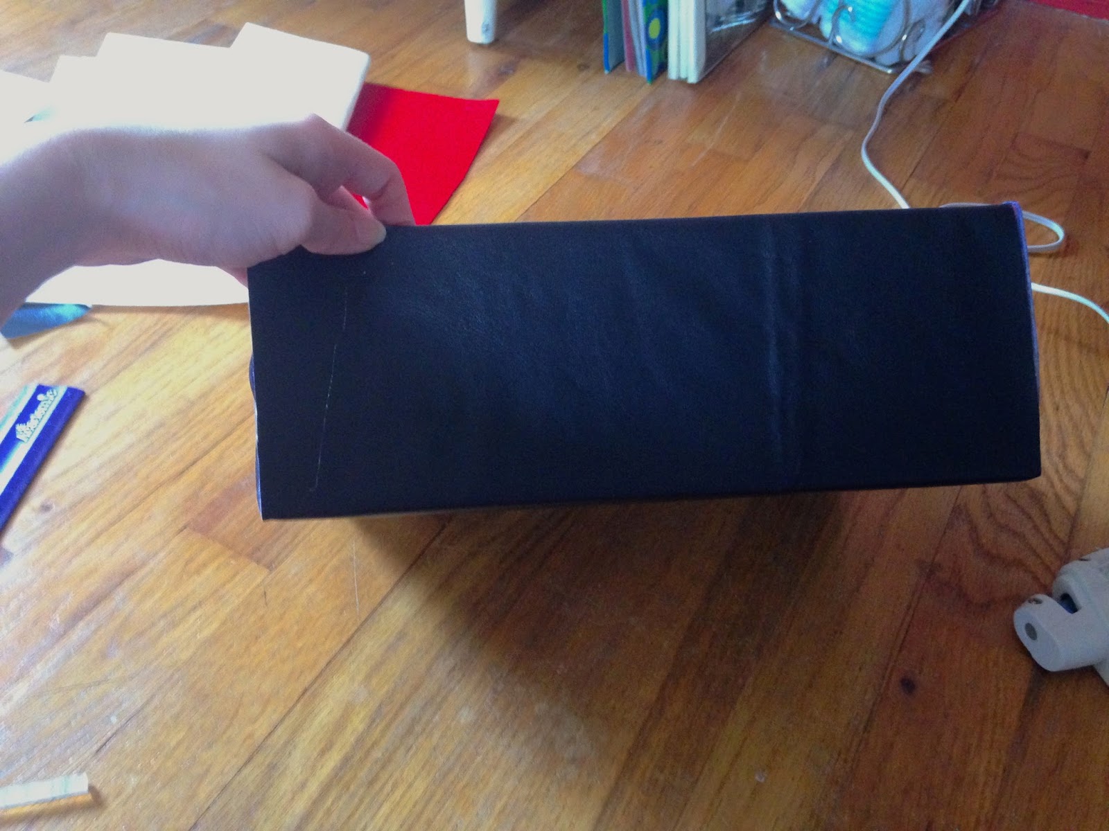 The Small Green Home: DIY Shoebox Book Hospital