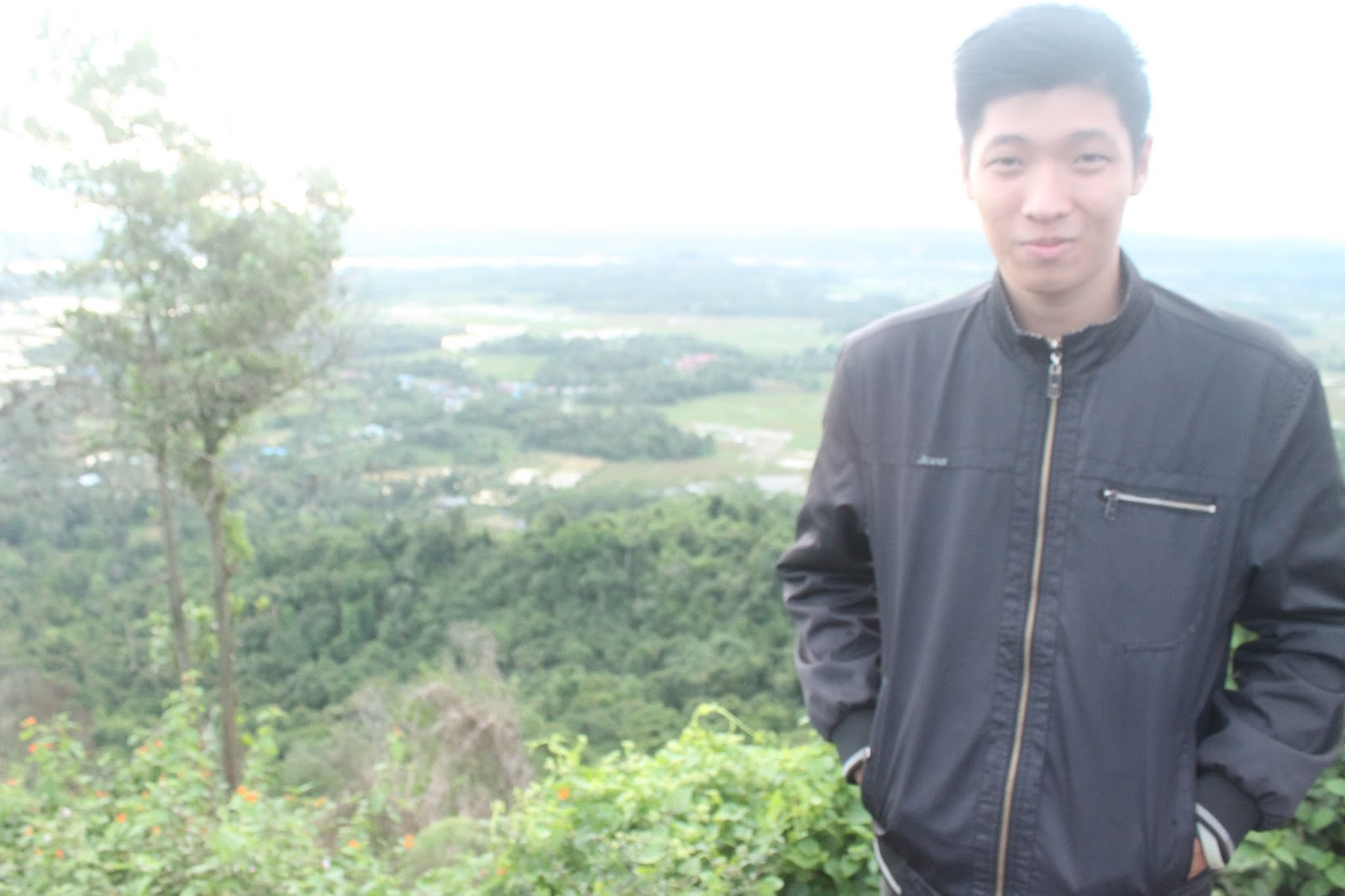 Bukit BIru | Traveller in Borneo