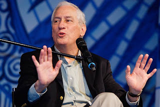 Nadismo: [Entrevistas]Robert Darton - O Eurocentrismo morreu