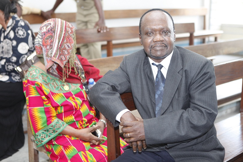 MZEE IDD SIMBA AFIKISHWA MAHAKAMA LEO NA WENZAKE 4 - MICHUZI BLOG