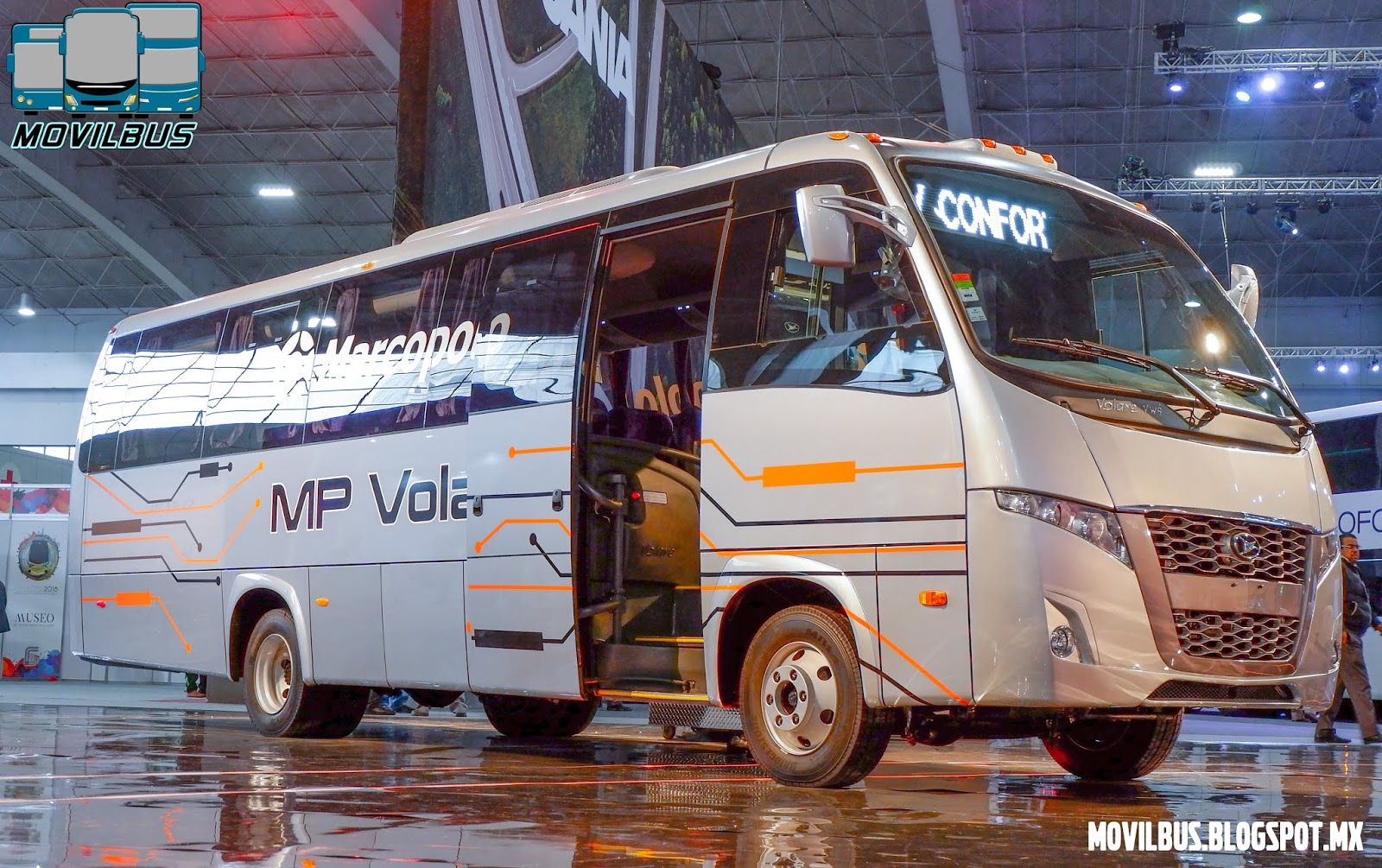 El midibus de lujo de Volkswagen y VOLARE Volare VW9