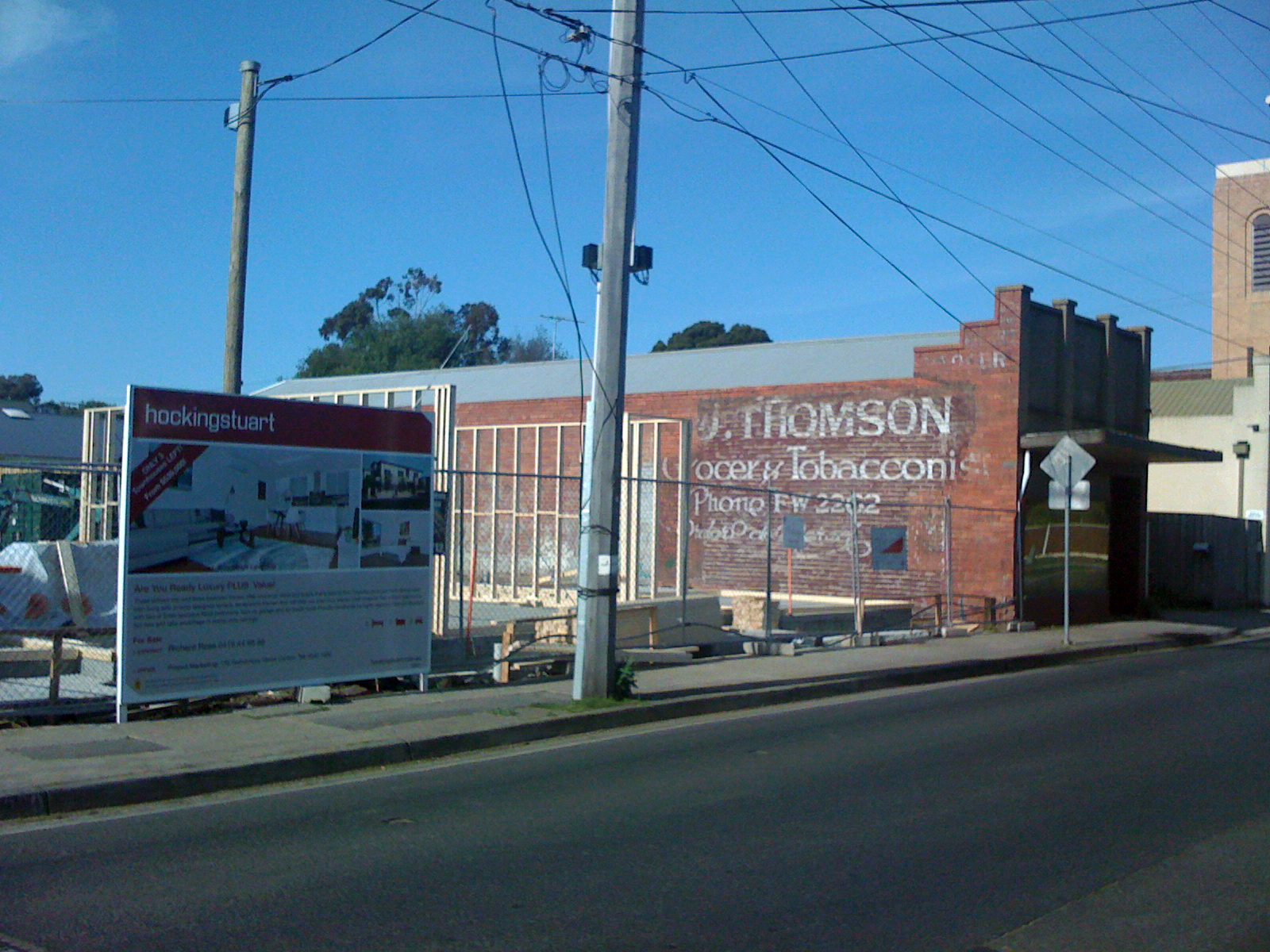 Finding the radio book: The re-covering of the Thomson sign