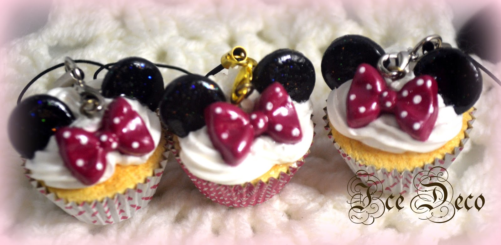 Ice Deco: Minnie Cupcake Charms