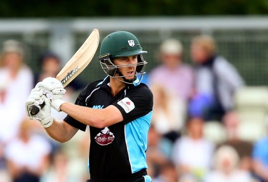 reverse sweeper: RICHARD OLIVER: HITTING THE BIG LEAGUES