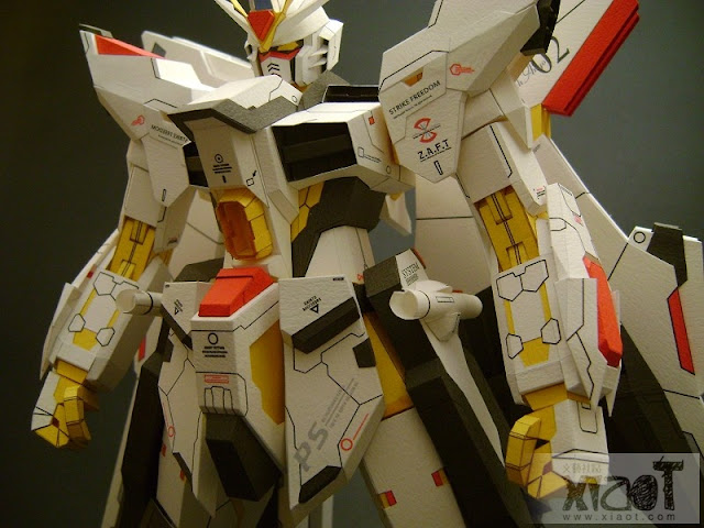 GUNDAM GUY: Gundam Papercraft: Strike Freedeom Gundam