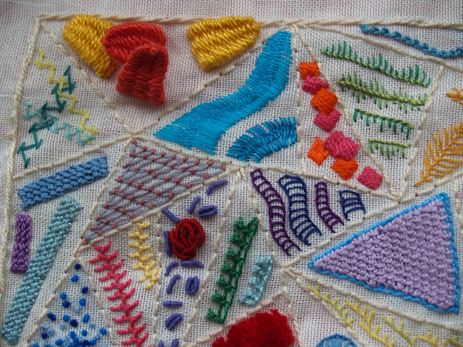 Leas lille verden: Broderi i dimension