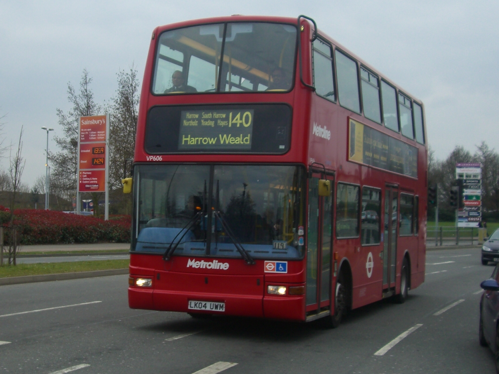 London Connected: Know Your Routes: Route 140