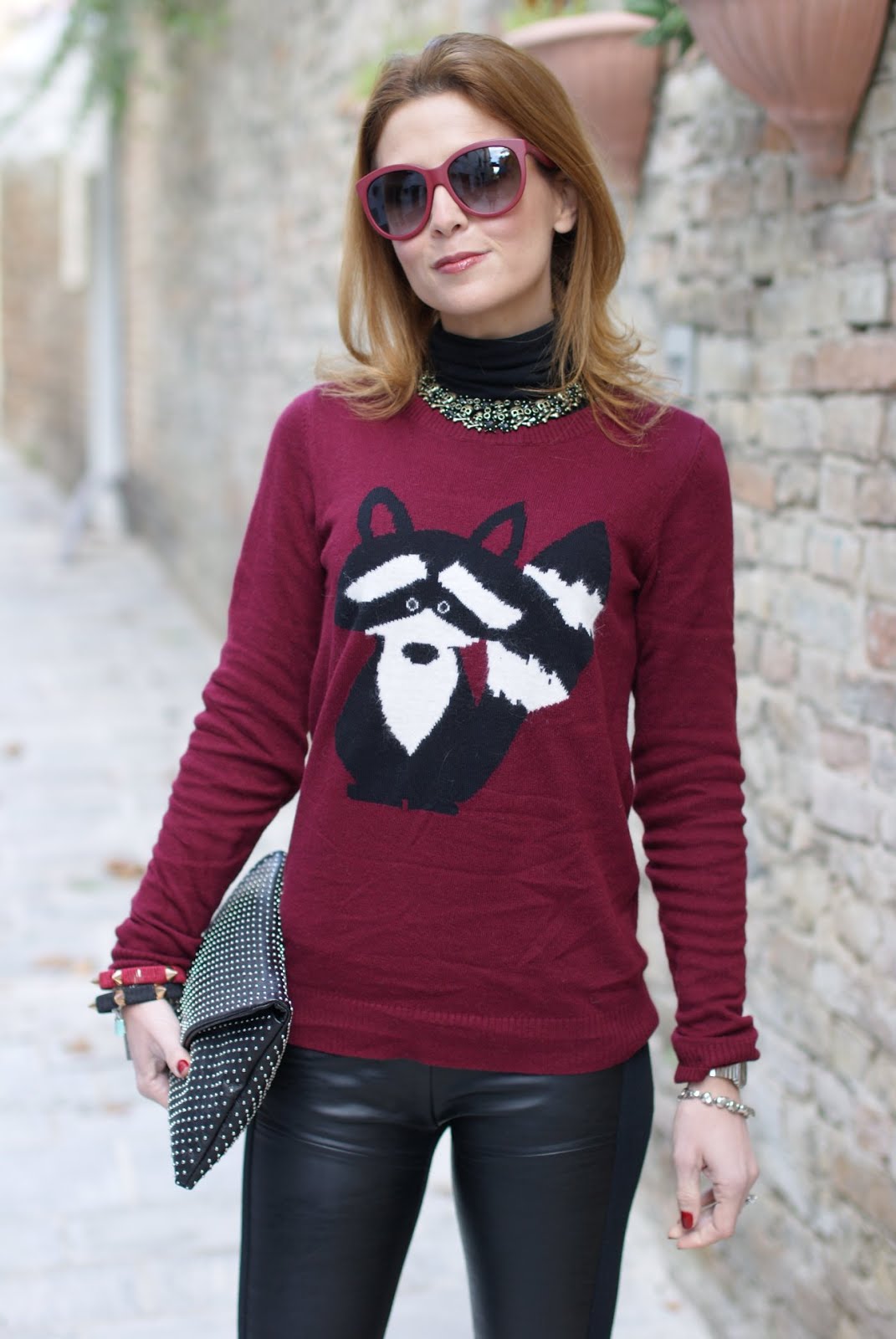 Animal sweaters trend: the raccoon sweater ! | Fashion and Cookies ...