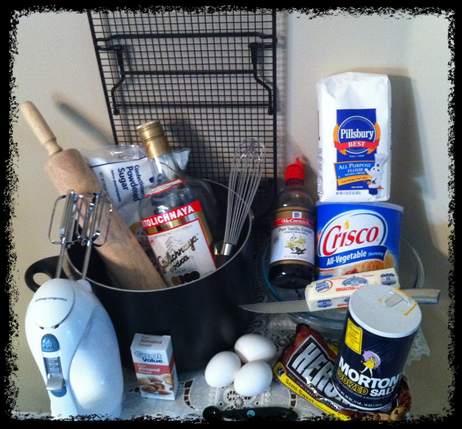 Scrumptious Recreations: Chrusciki - Bite into these heavenly Polish ...