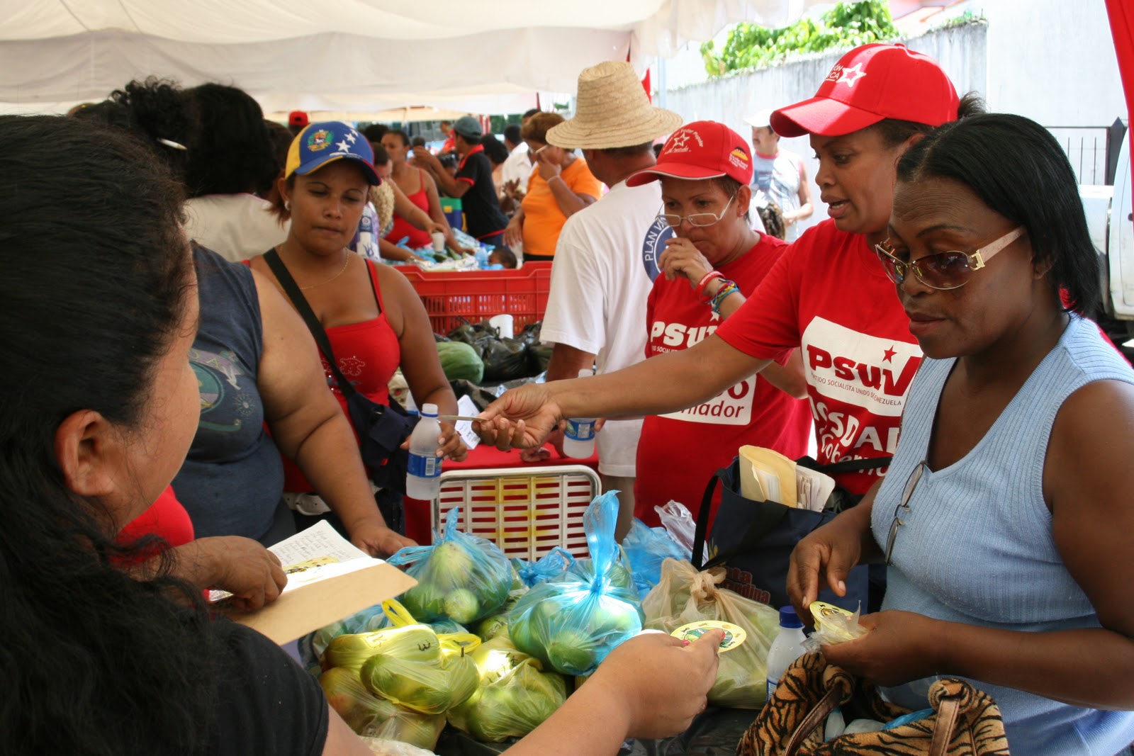 RED NACIONAL DE SISTEMAS DE TRUEKE: LA HISTORIA DE LOS SISTEMAS DE ...