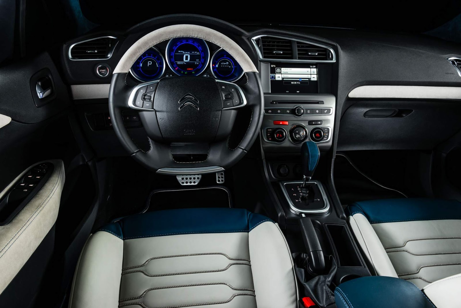 Citroen C4 Lounge Sportmarine: vídeo - Salão de São Paulo