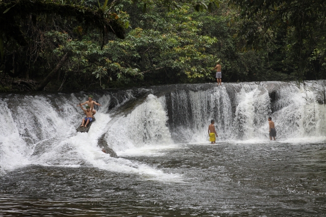 Tempat Menarik Di Sabah Sarawak Dan Semenanjung Malaysia: Sipitang