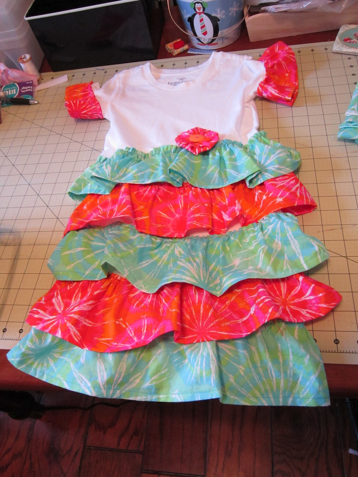 Missy's Homemaking Adventures: Easy ruffle dress