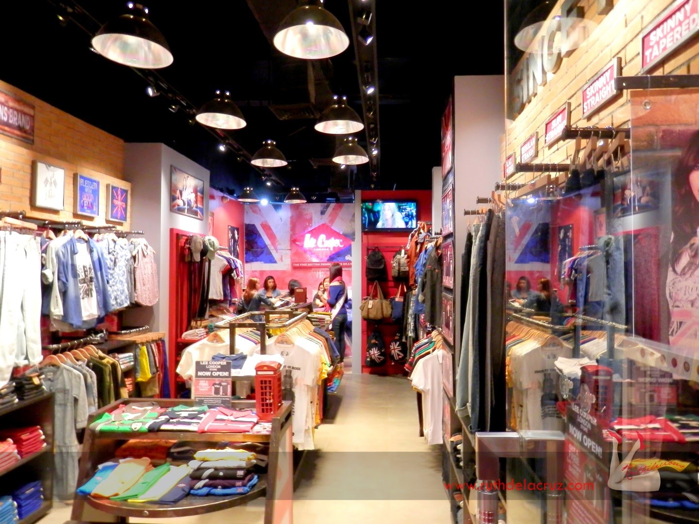 Ide Terpopuler Lee Cooper Store