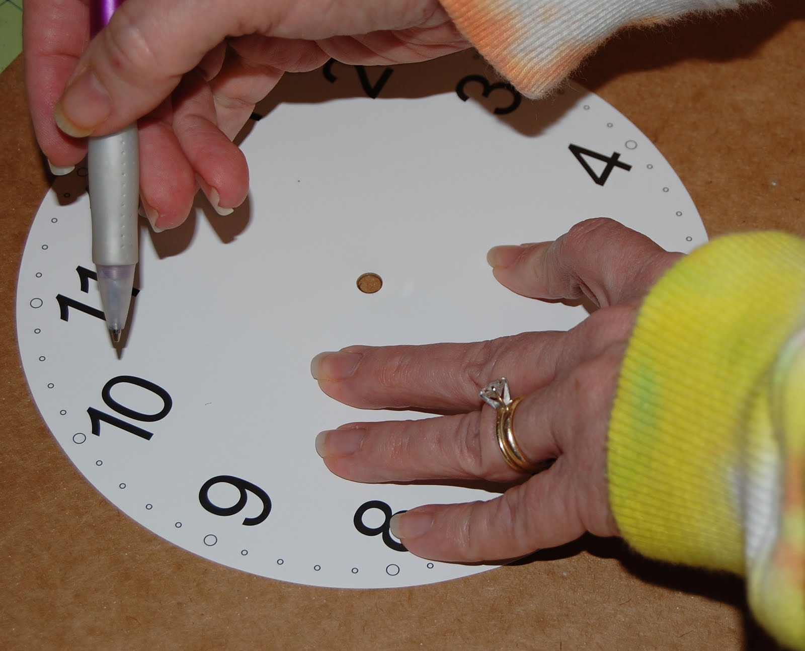 heather kojan quilts: Ruby Star Rising Clock Tutorial