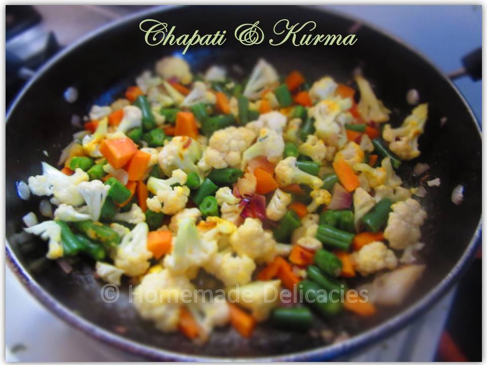 Homemade Delicacies: Vegetable Kurma with Chapati