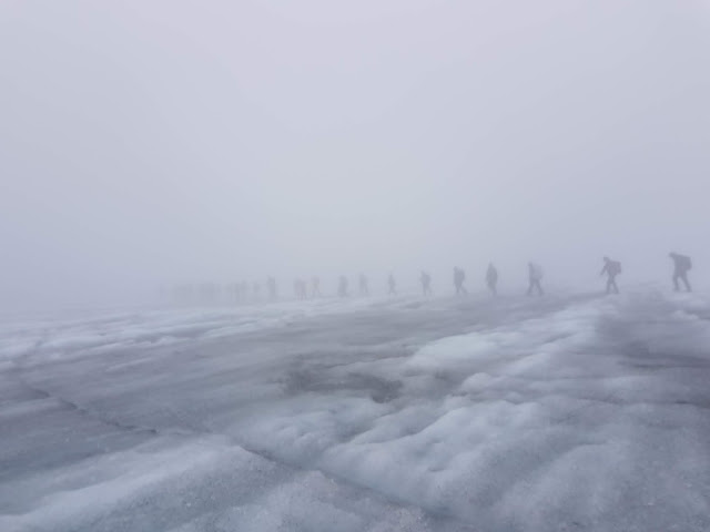 Galdhøpiggen, 2a turen i september: kuling, regn, snö, dimma och ...