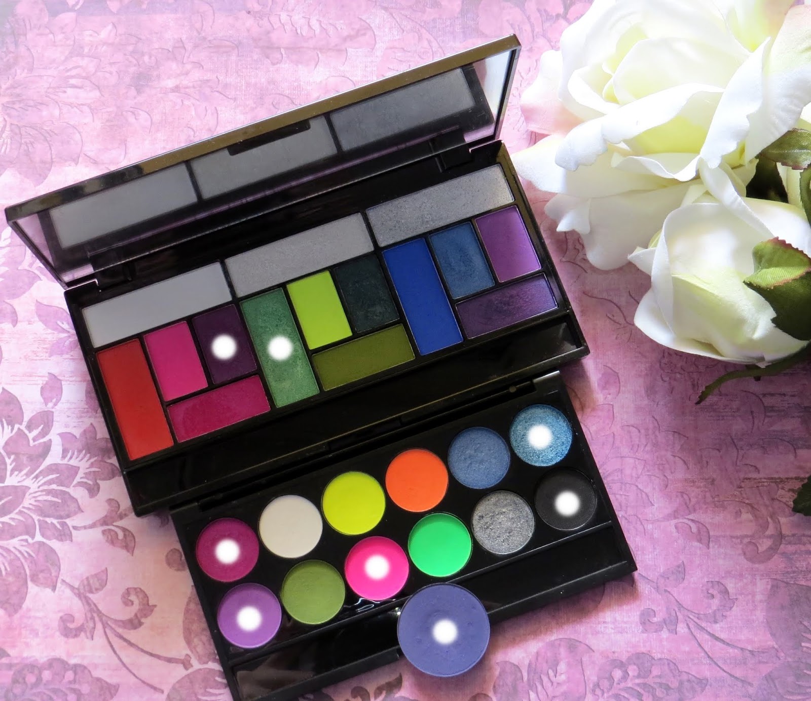 Let It Be Pretty: Pastel Peacock eye look // Sleek Acid palette